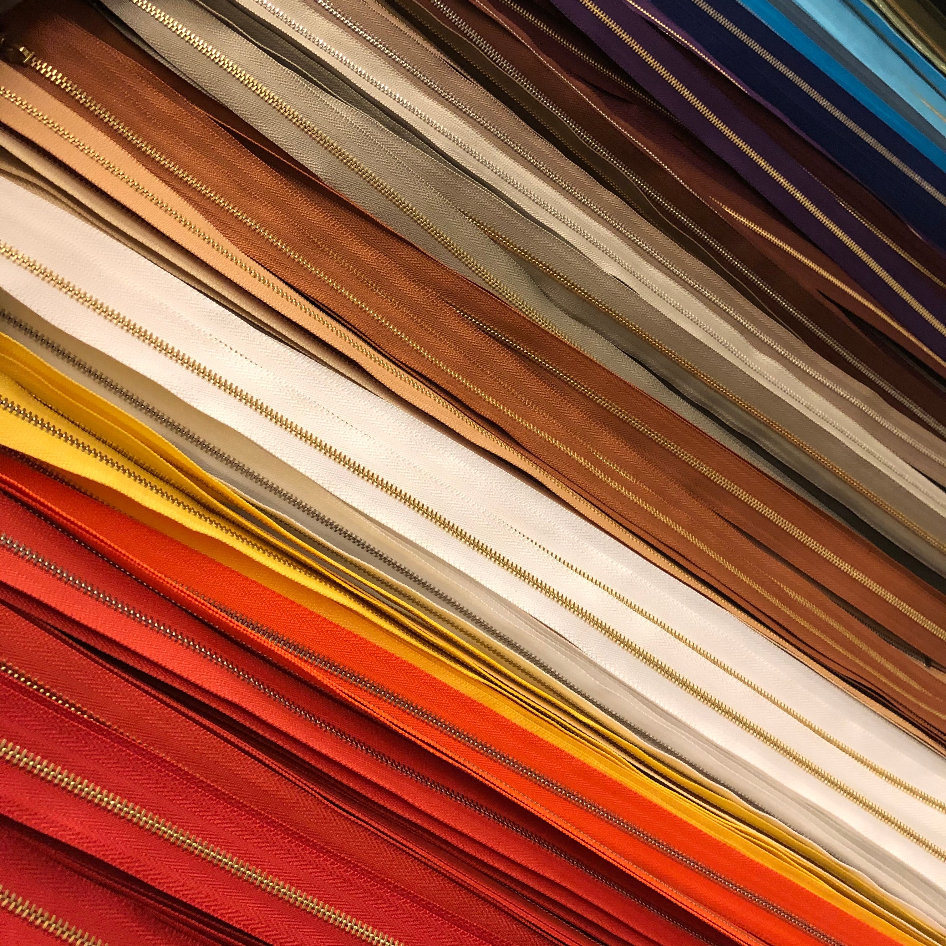 YKK Excella Zippers #3 - 20" – Amblard Leather Atelier